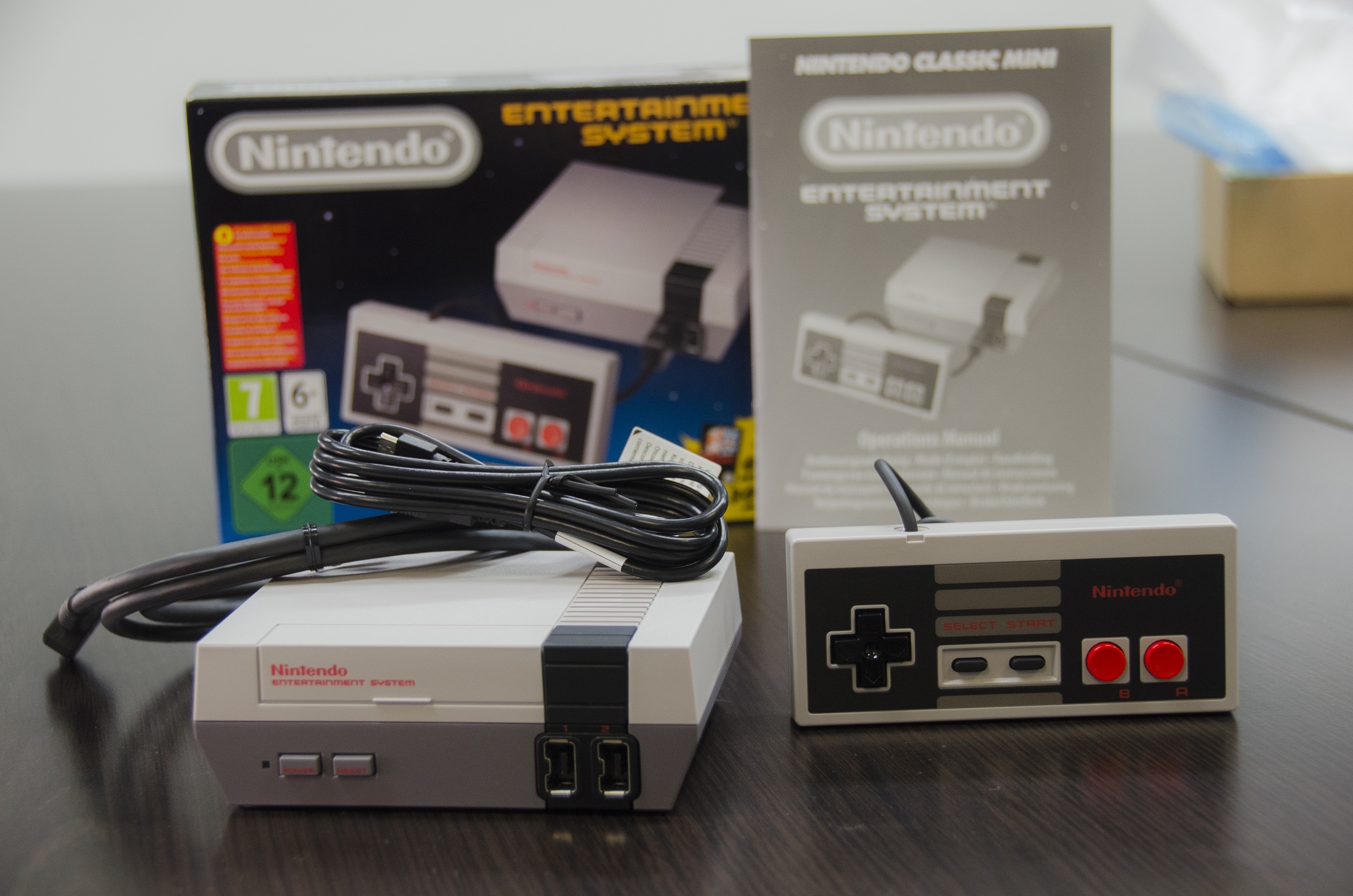 Nintendo Classic Mini: NES - hardvérový test / recenzia | Sector.sk