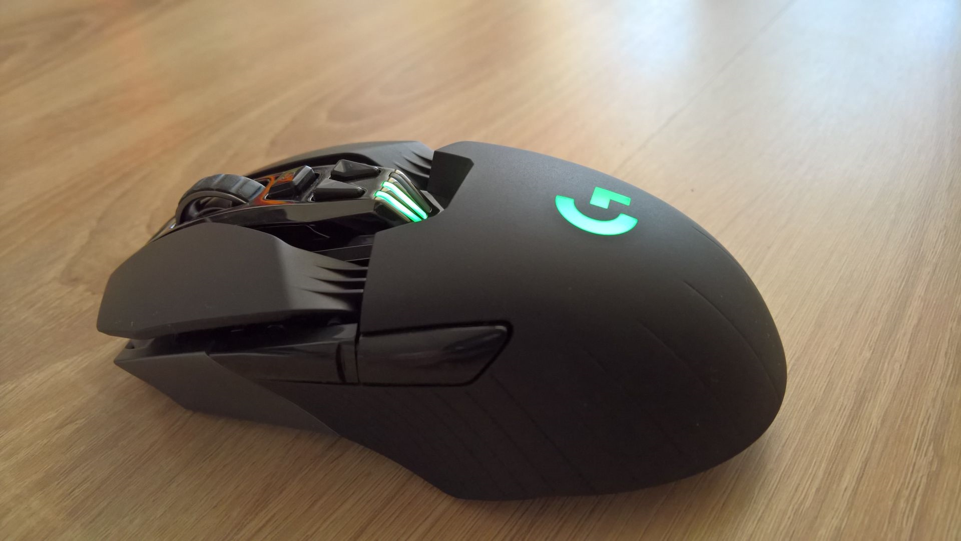 Logitech G900 Chaos Spectrum - hardvérový test / recenzia | Sector.sk