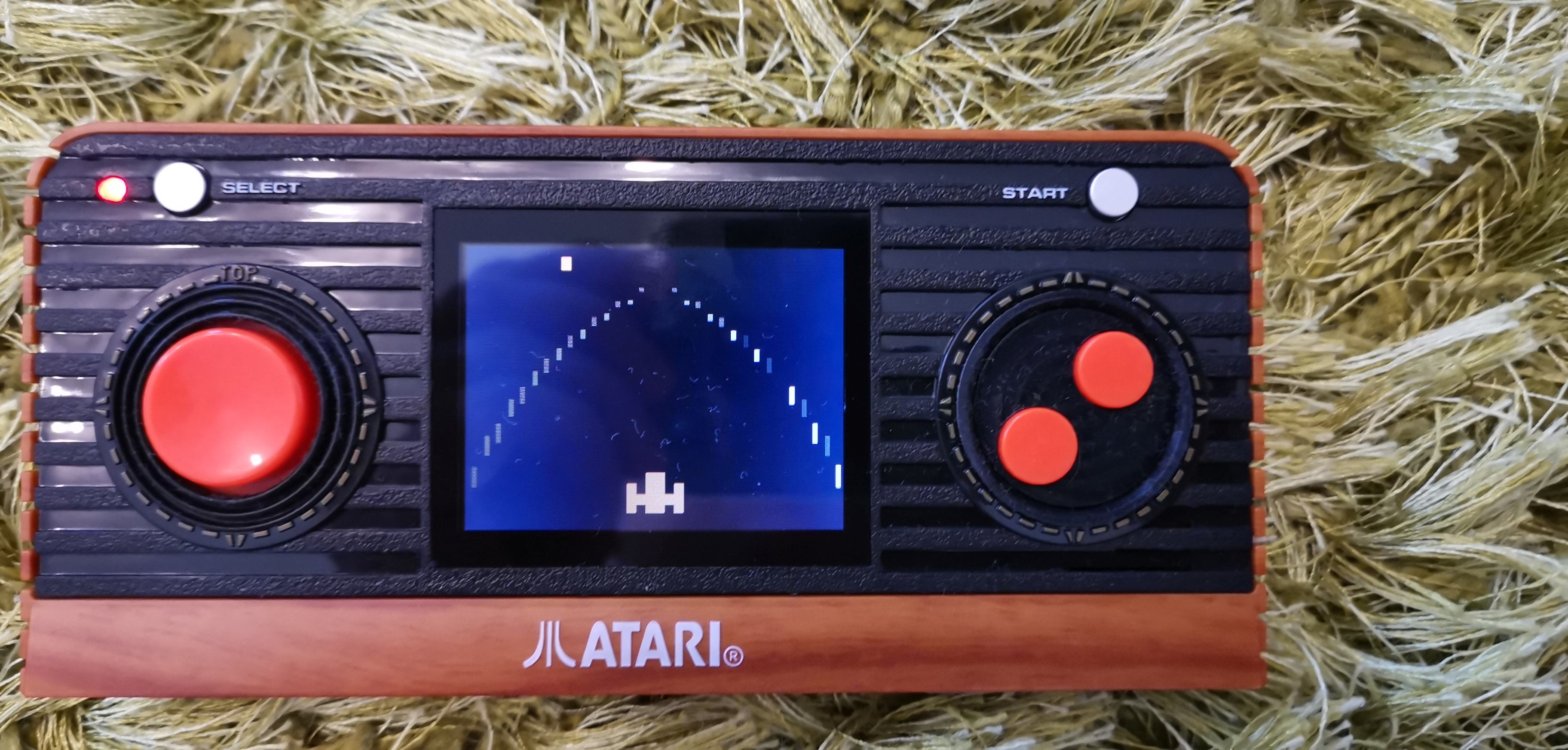 Atari Blaze Handheld - hardvérový test / recenzia | Sector.sk