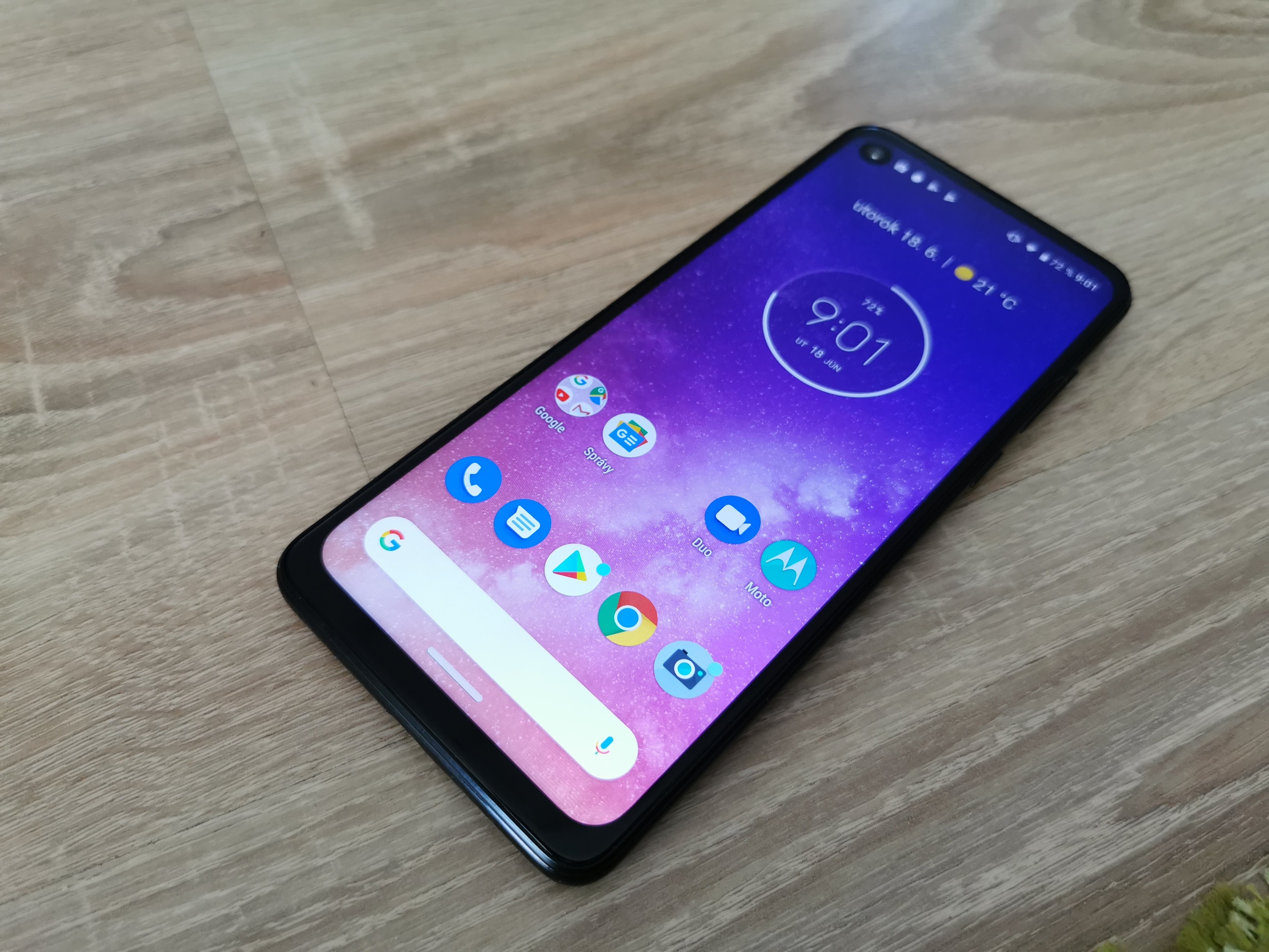 Motorola One Vision - hardvérový test / recenzia | Sector.sk