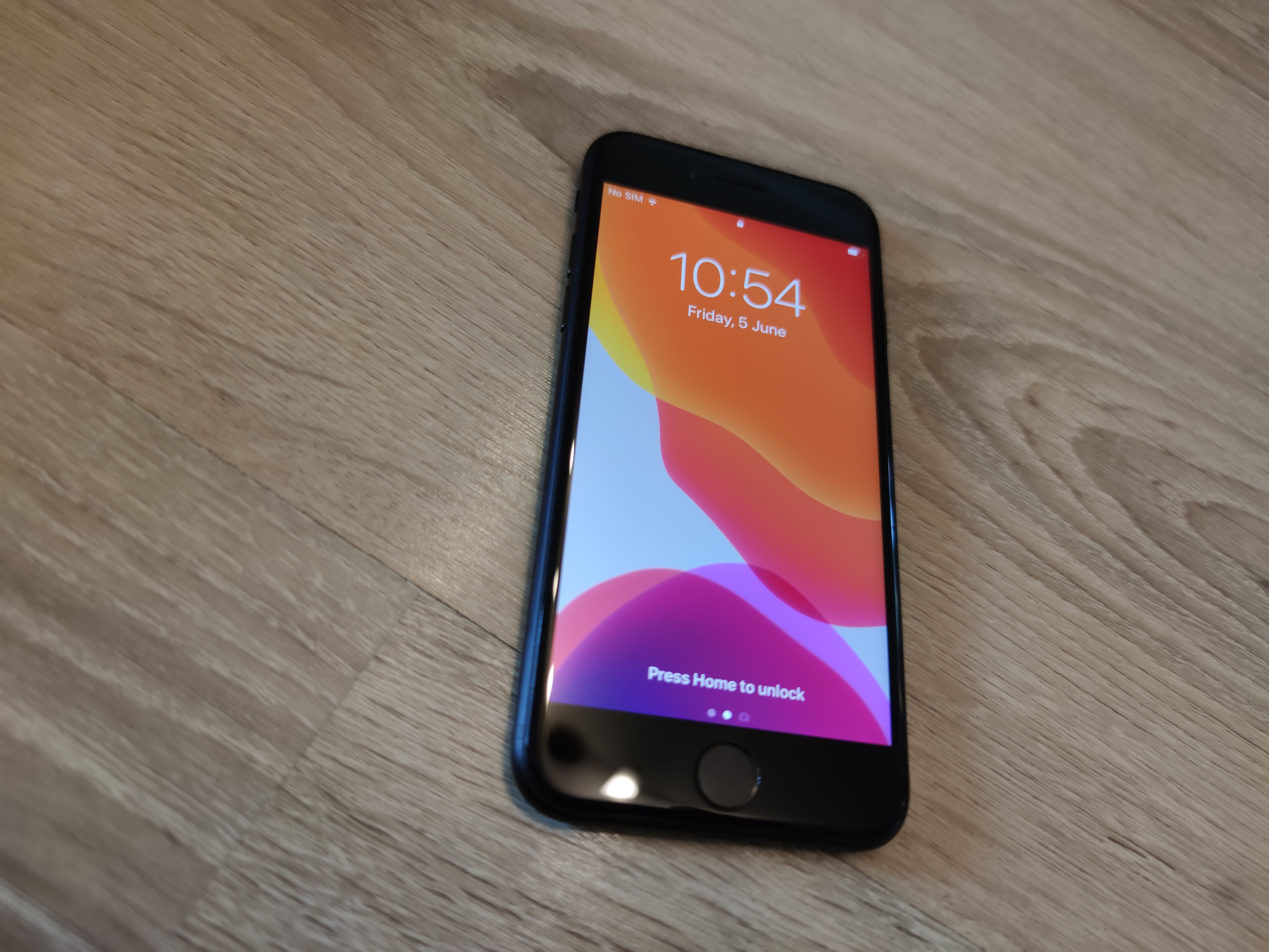 iPhone SE 2020 - hardvérový test / recenzia | Sector.sk