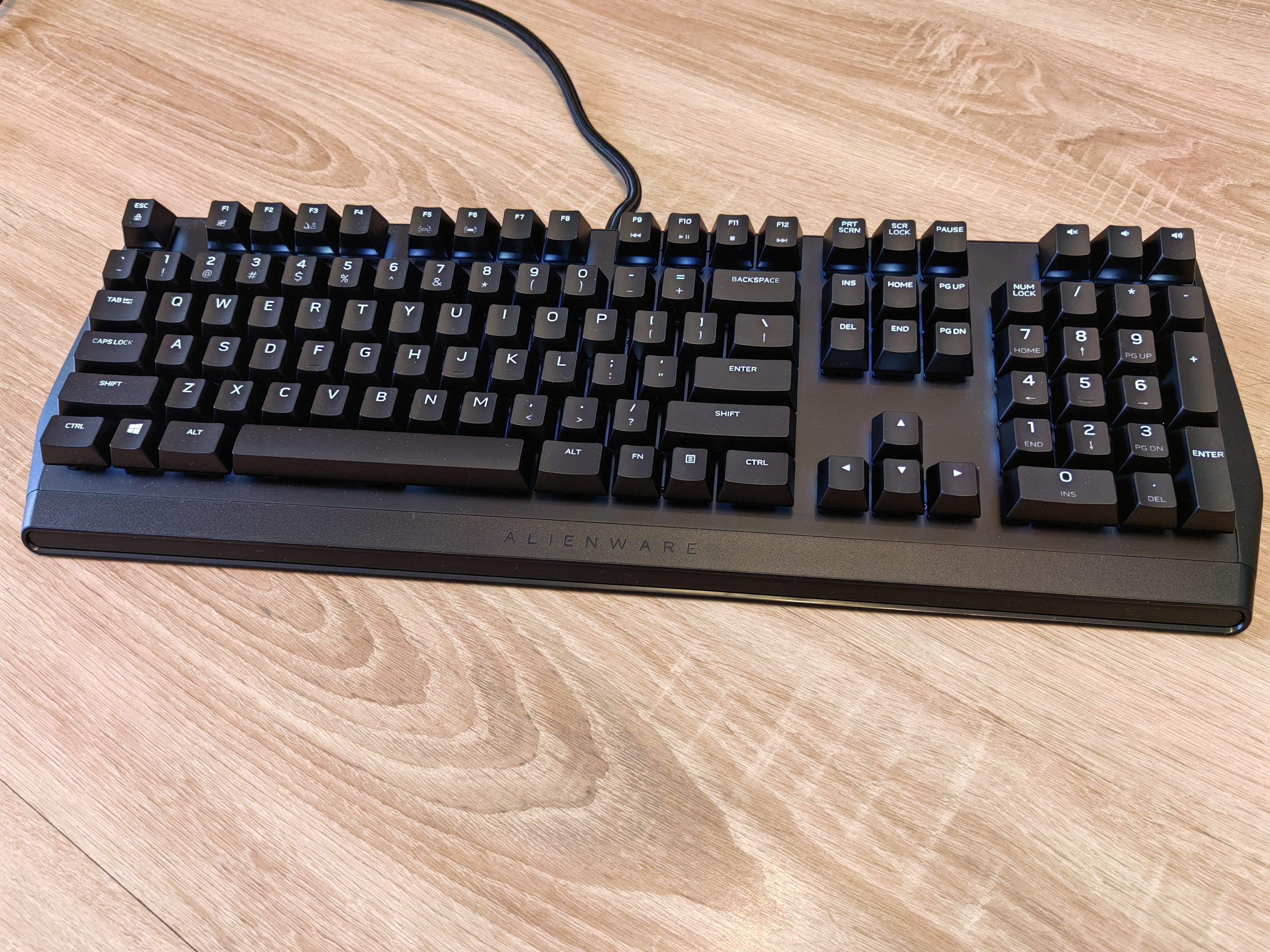 Alienware klávesnice AW310K, AW410K a AW510K - hardvérový test ...