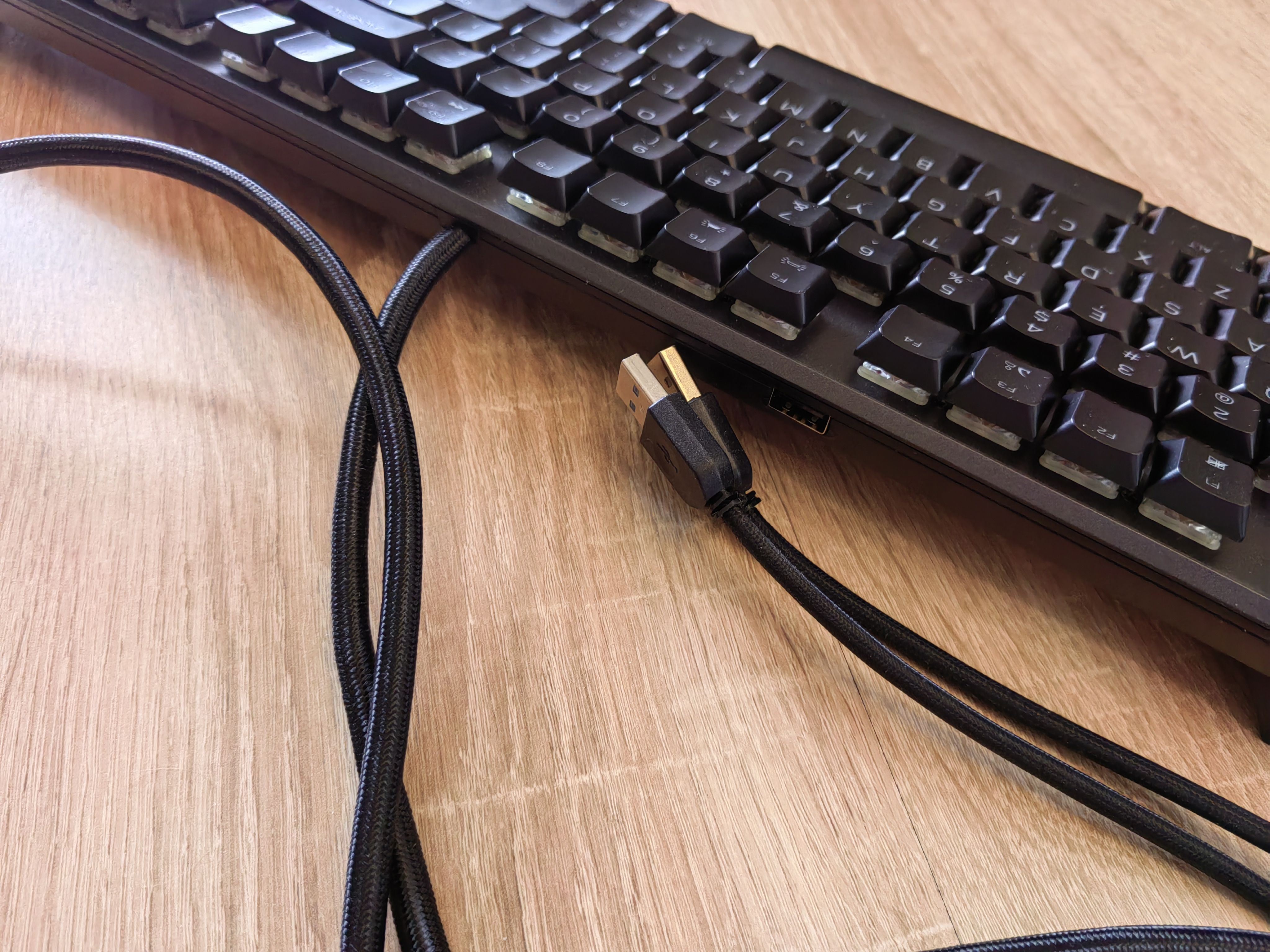 Alienware klávesnice AW310K, AW410K a AW510K - hardvérový test ...