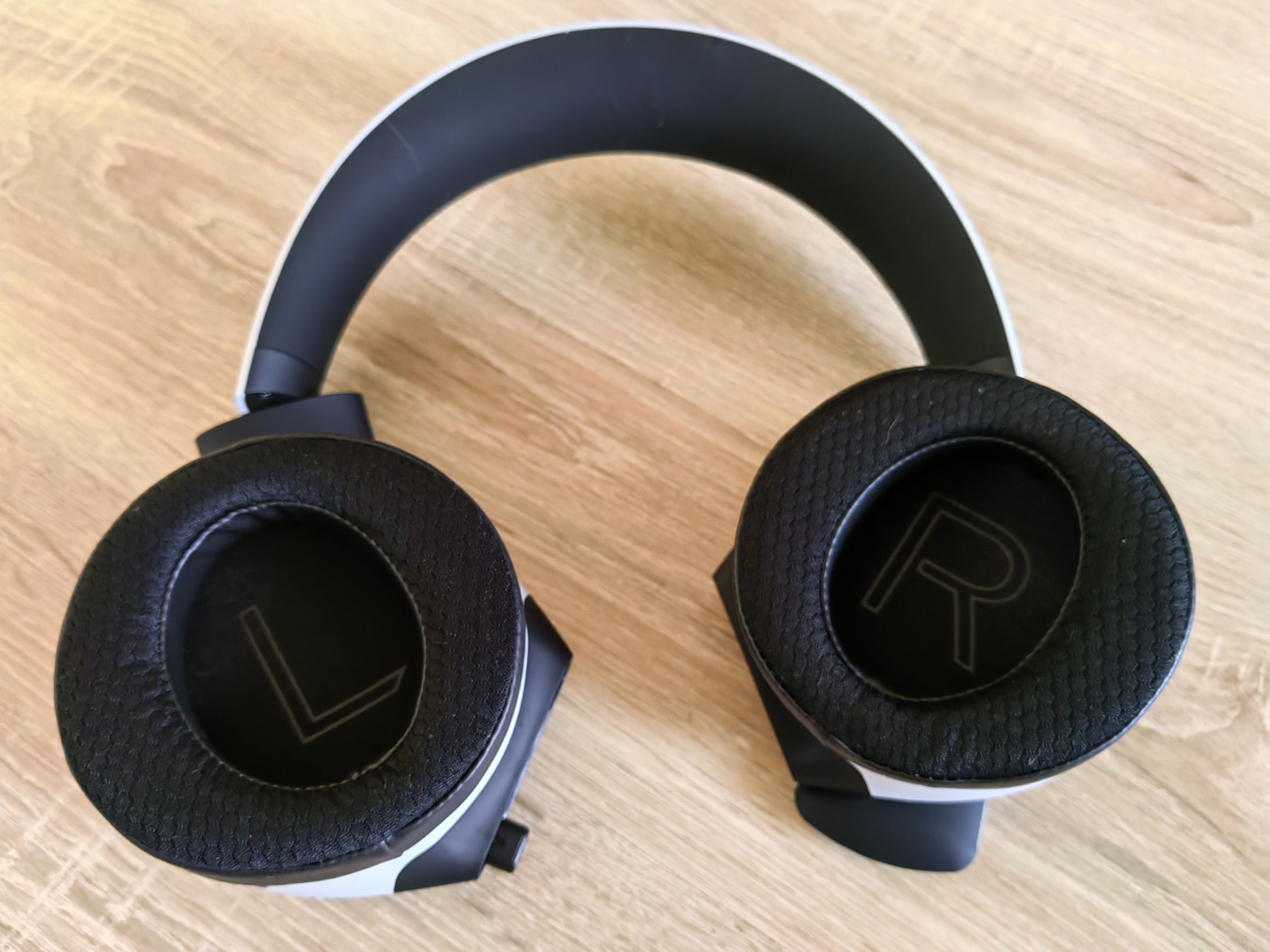 Alienware headset AW510H - hardvérový test / recenzia | Sector.sk
