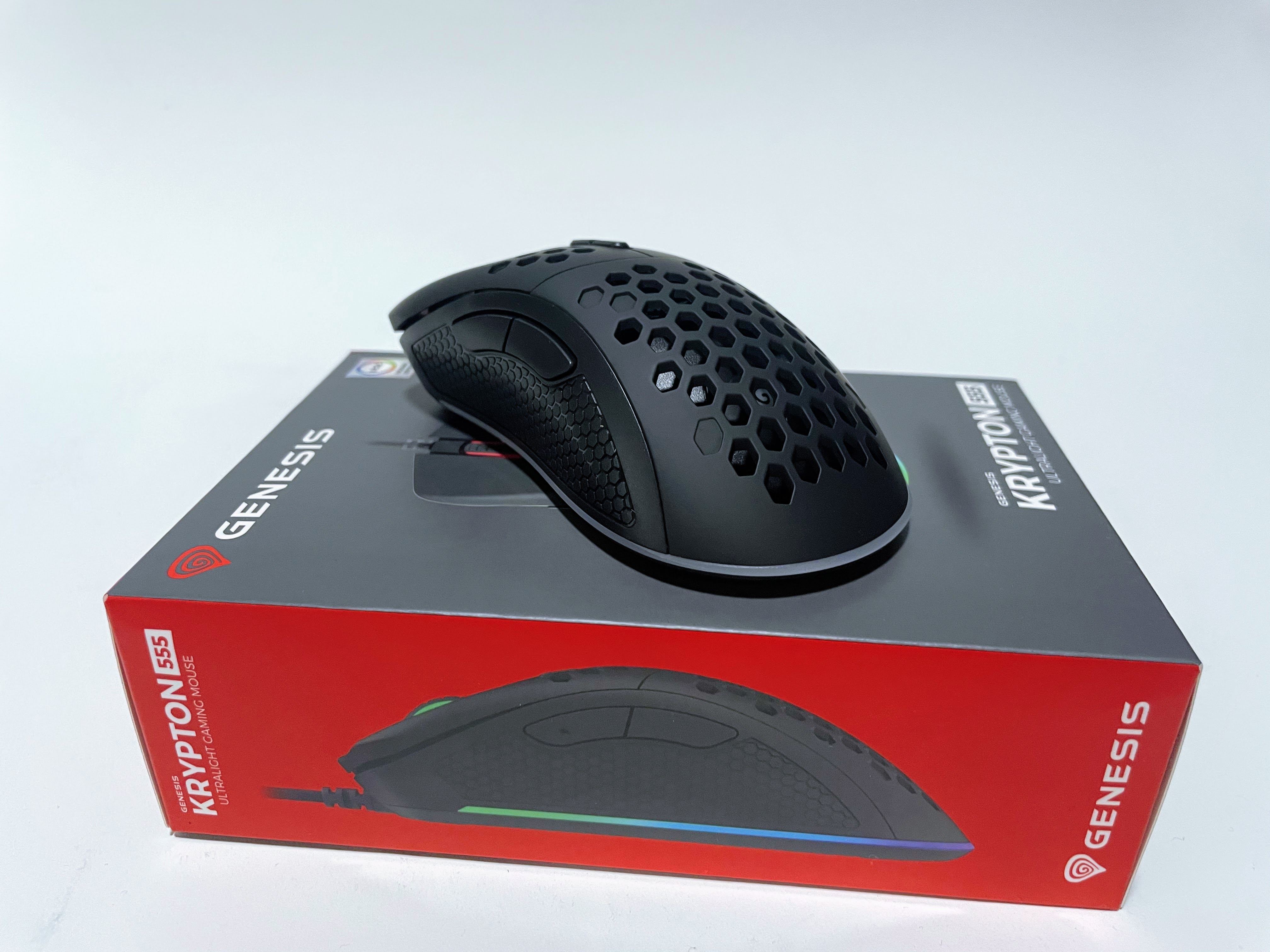 Genesis Krypton 555 & Carbon 400M - hardvérový test / recenzia | Sector.sk