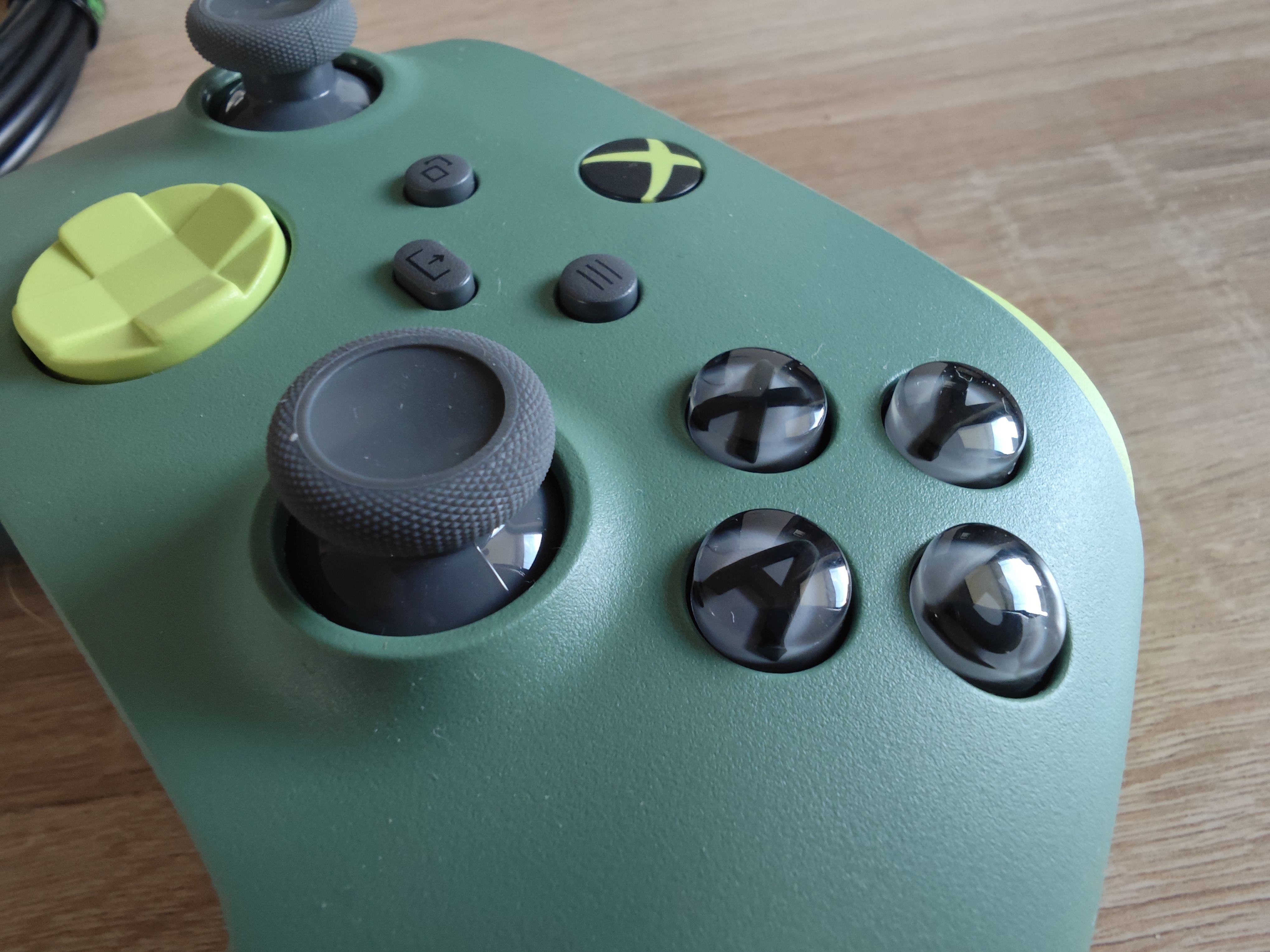 Xbox Wireless Controller – Remix Special Edition - hardvérový test ...