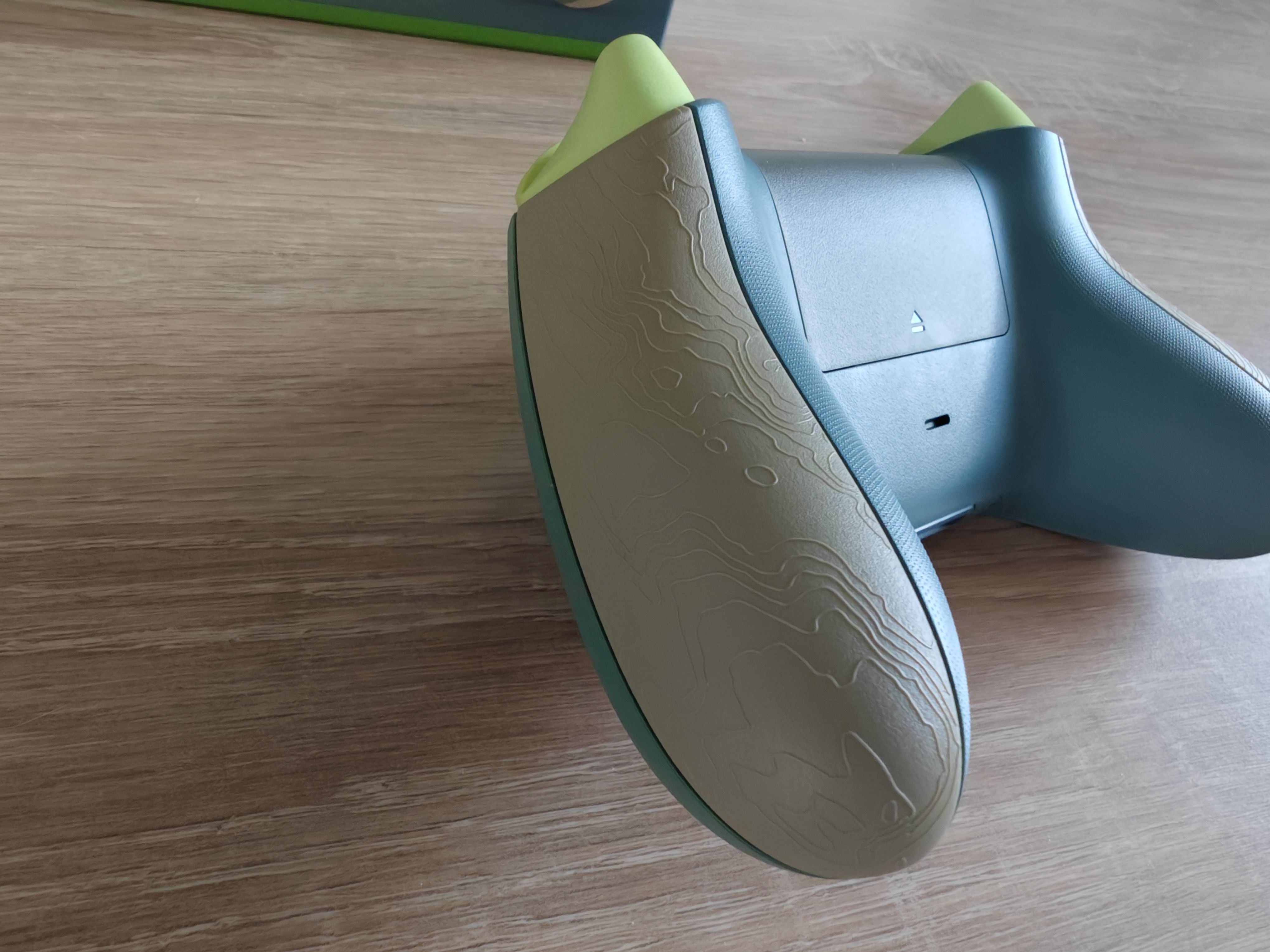 Xbox Wireless Controller – Remix Special Edition - hardvérový test ...