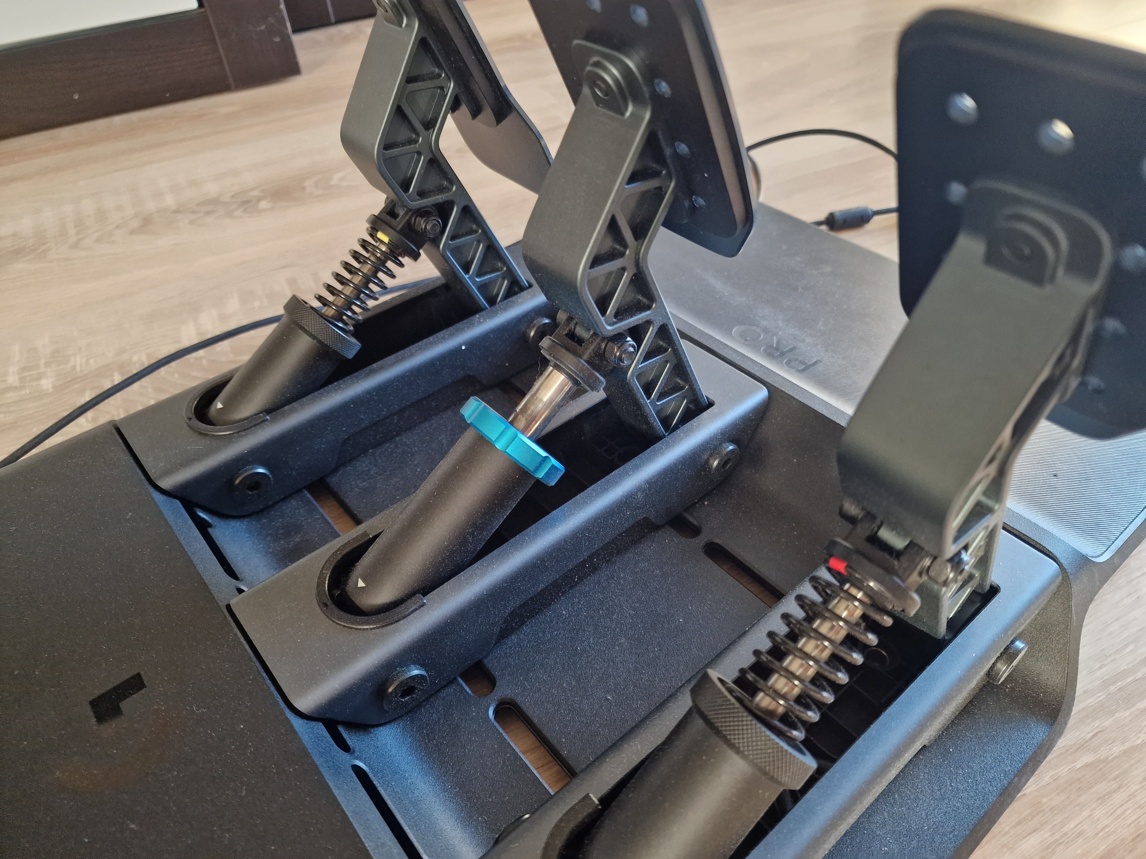 Logitech PRO Racing Wheel + RS Wheel Hub - hardvérový test / recenzia ...