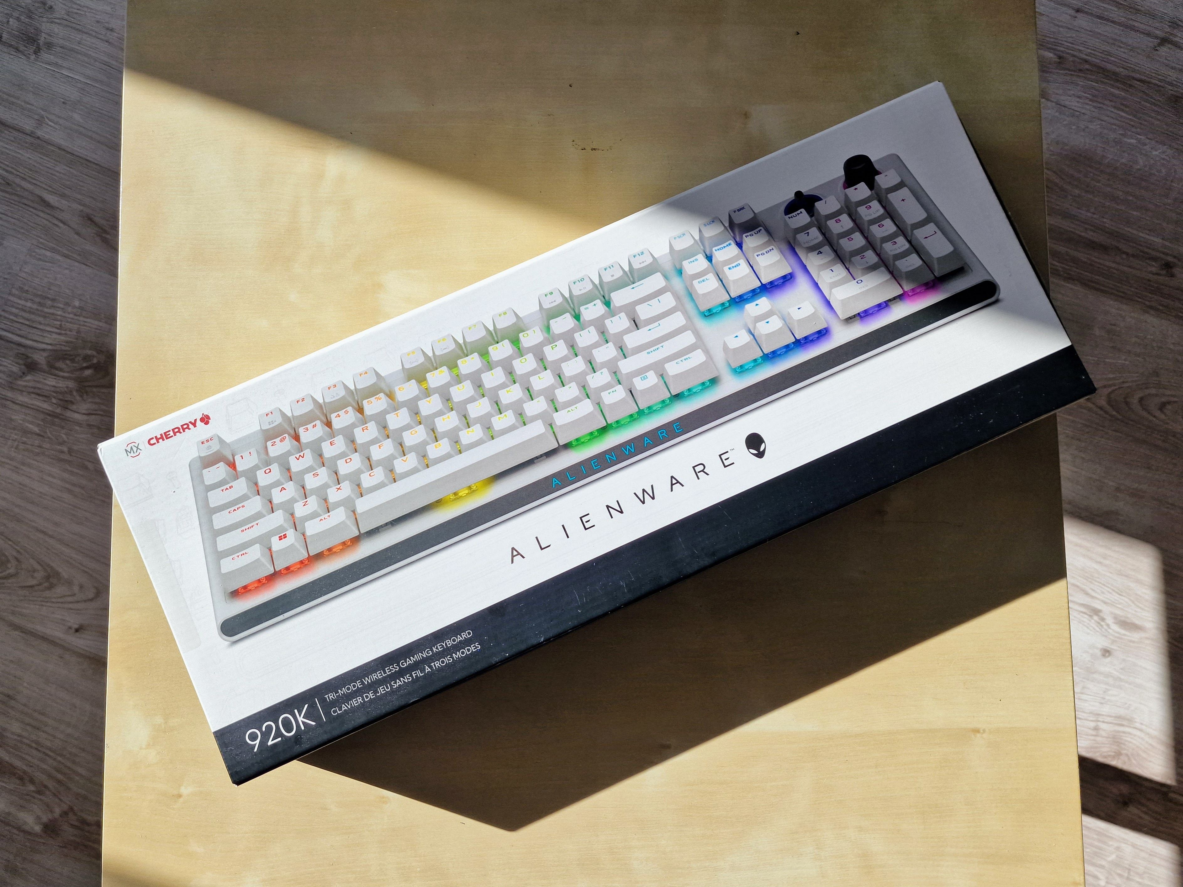 Herná klávesnica Alienware 920K - hardvérový test / recenzia | Sector.sk