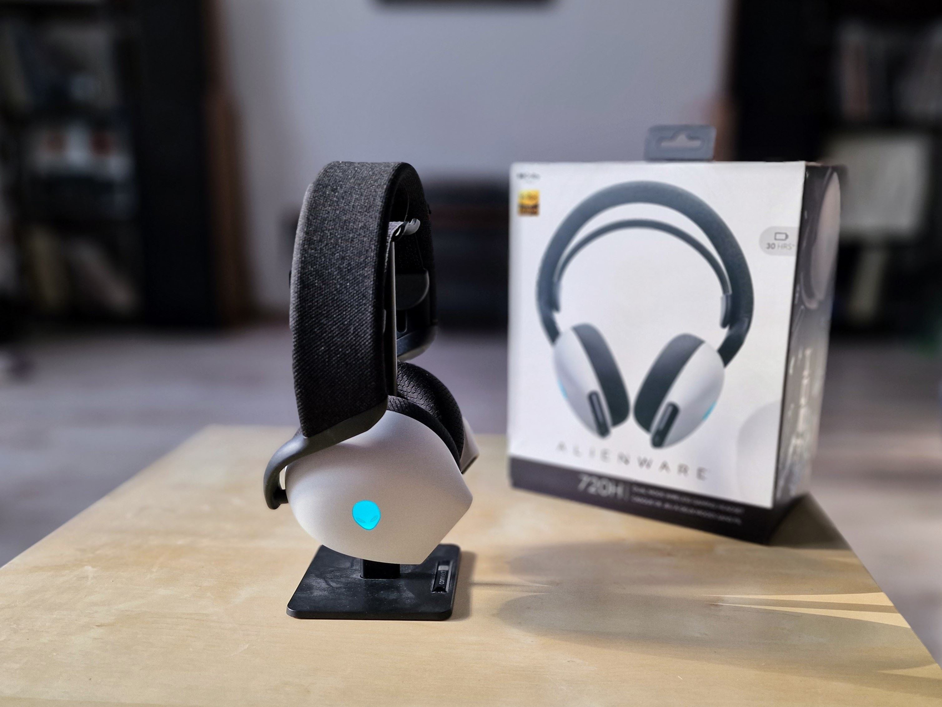 Alienware 720H - wireless herný headset - hardvérový test / recenzia ...