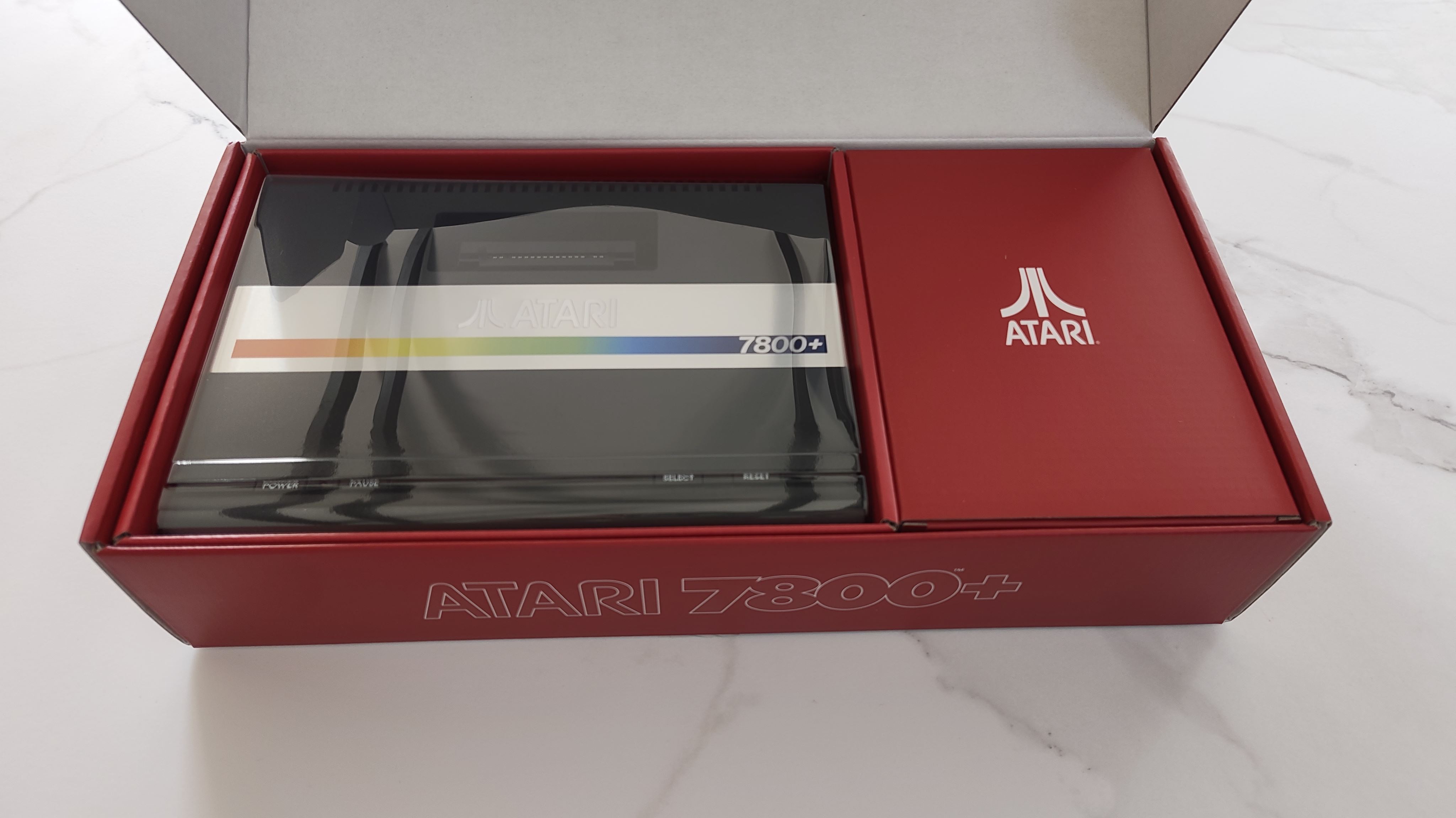 Atari 7800+ - hardvérový test / recenzia | Sector.sk